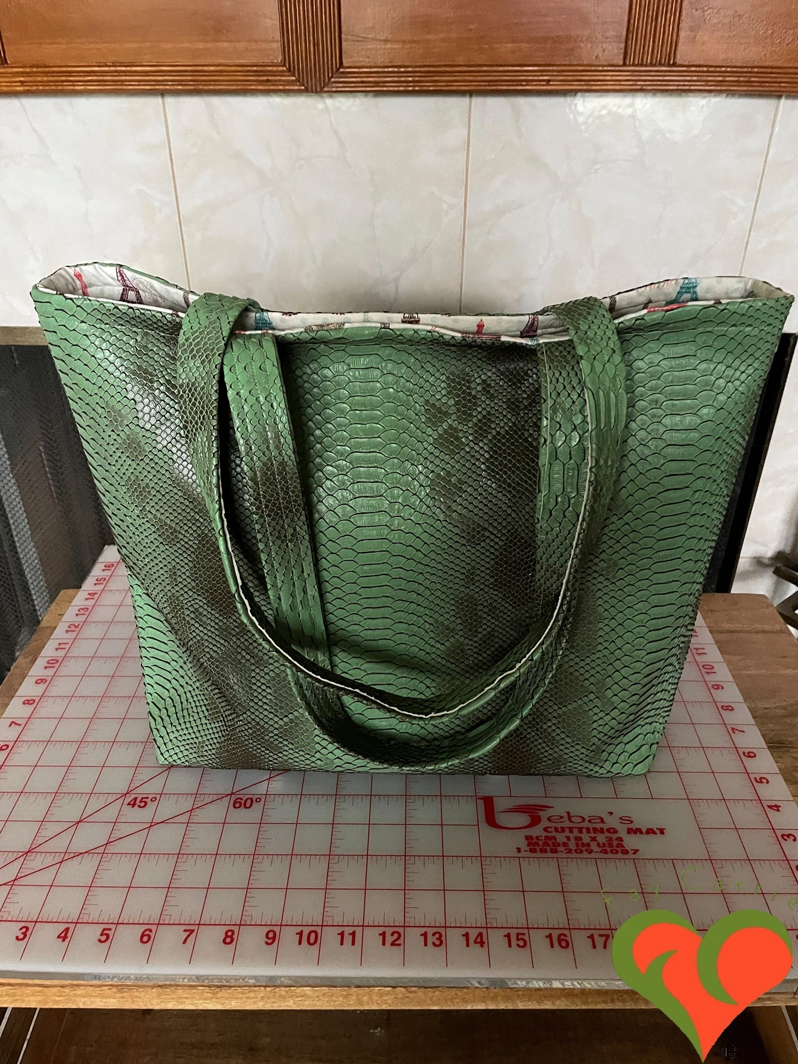 Gorgeous Designer Viper Python Snake Green Faux Leather Tote Bag. Paris ...